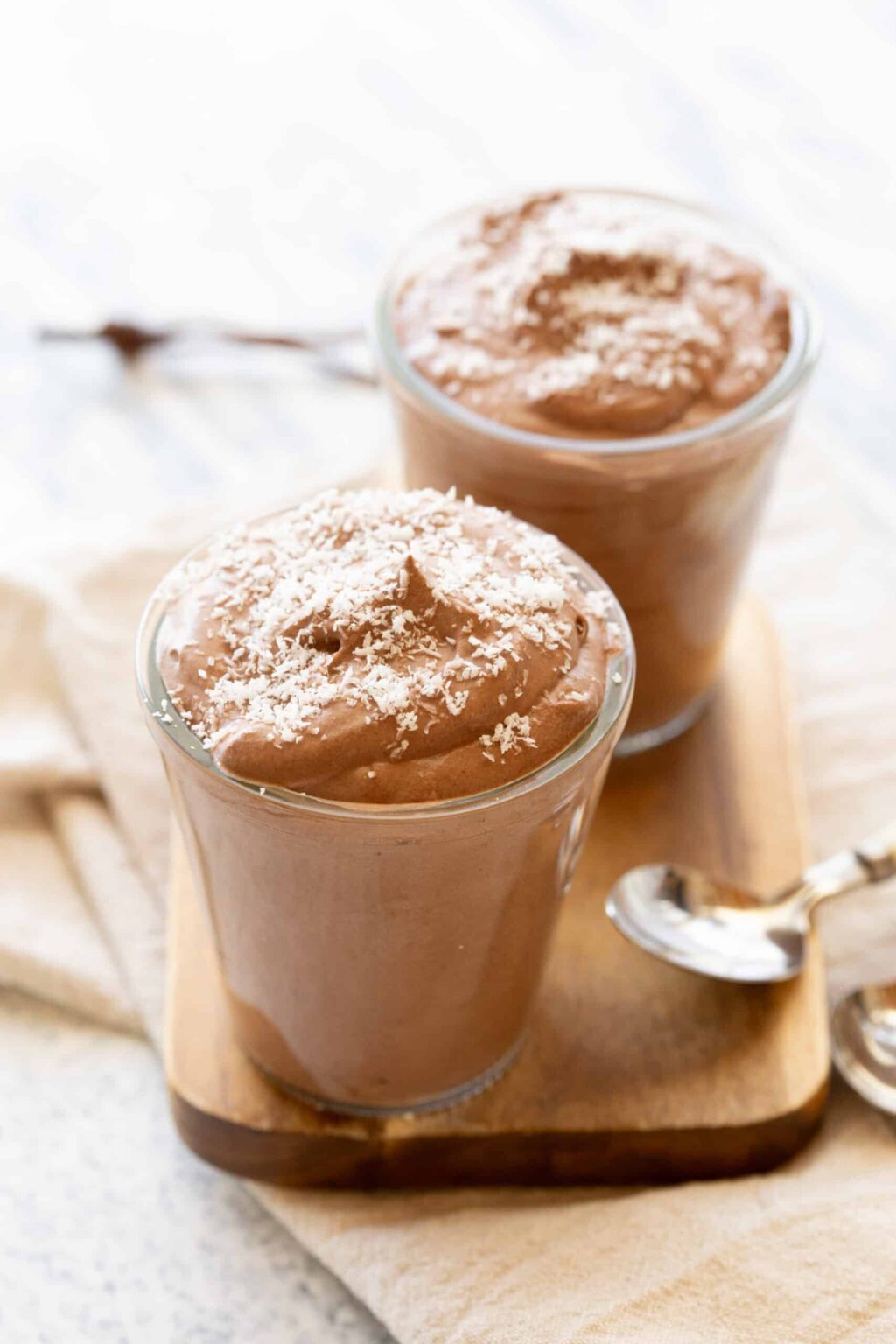 3-Ingredient Easy Chocolate Mousse Recipe (Ready in 5 Minutes!)
